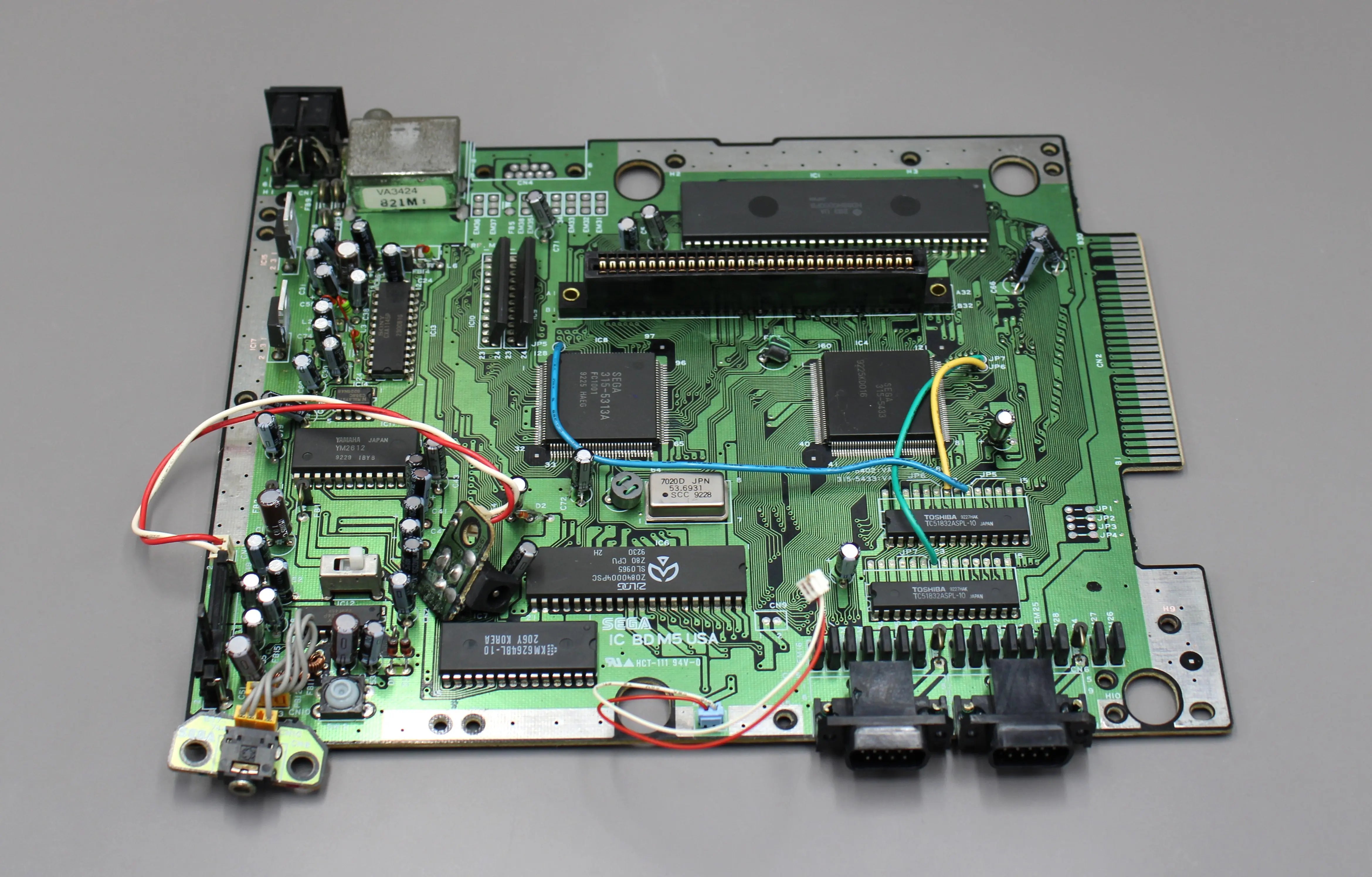 Restored, Recapped Sega Genesis Model 1 (MK-1601) w/2 OEM Controllers ...